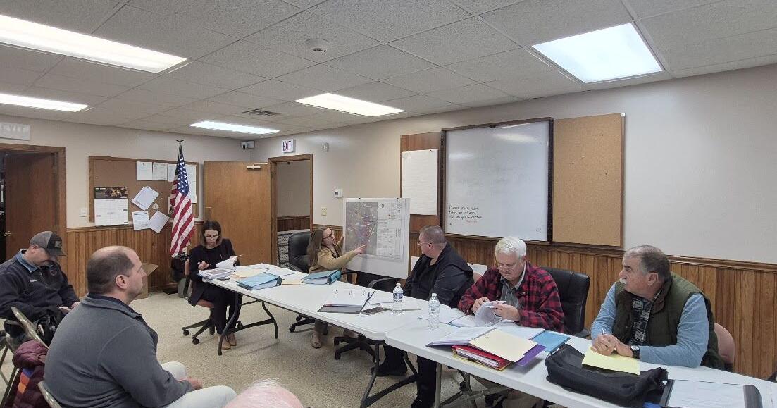Engineers present facts, figures in solar farm hearing | News ...