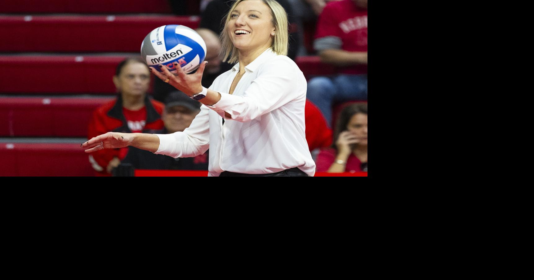 Jordan Larson to play for Omaha pro volleyball team