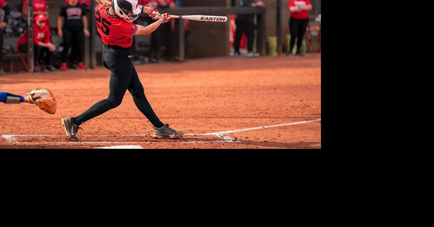 Nebraska softball lands transfer catcher Jesse Farrell