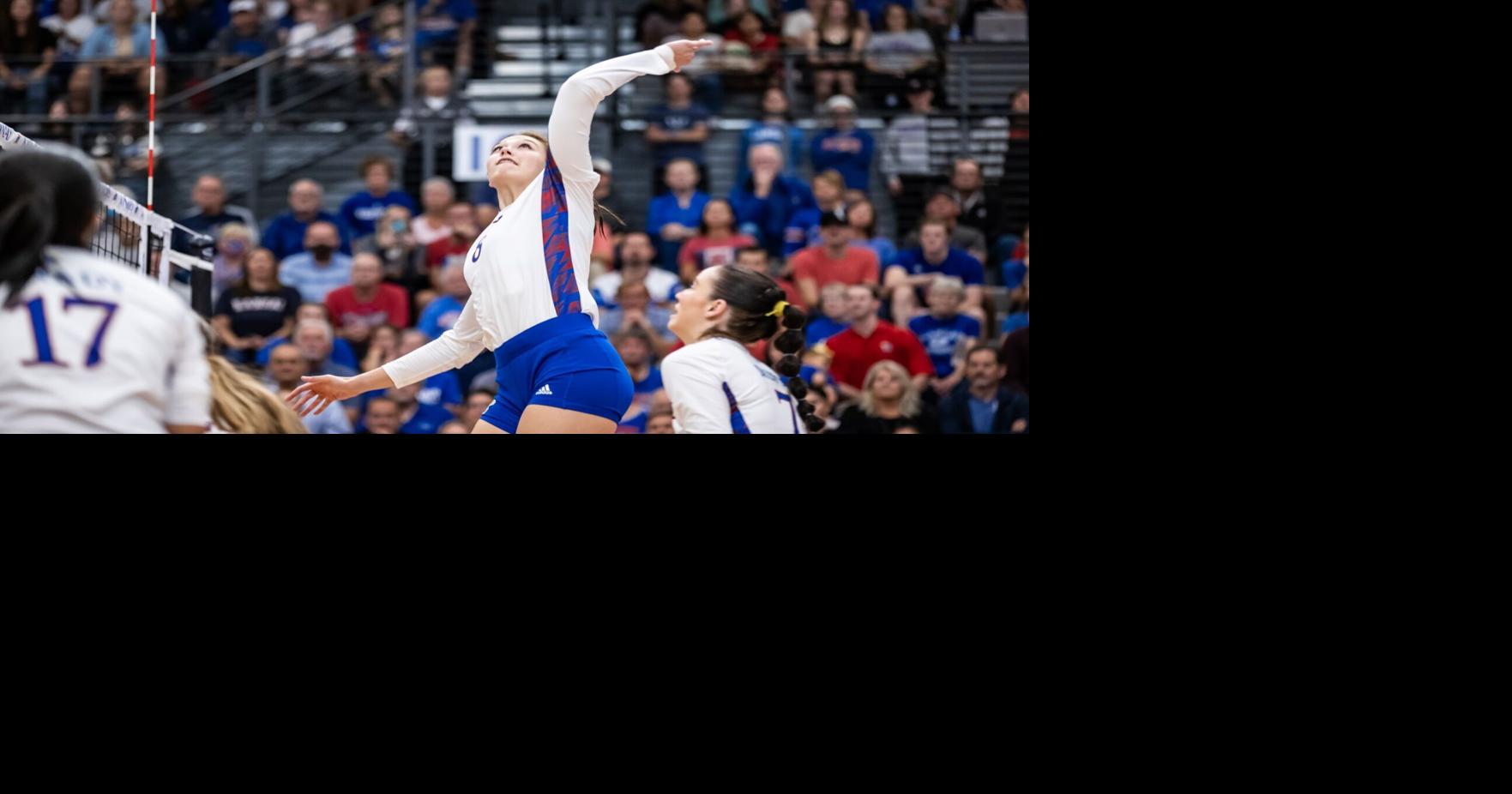 Former Husker Anezka Szabo returns to arena where she played on ...
