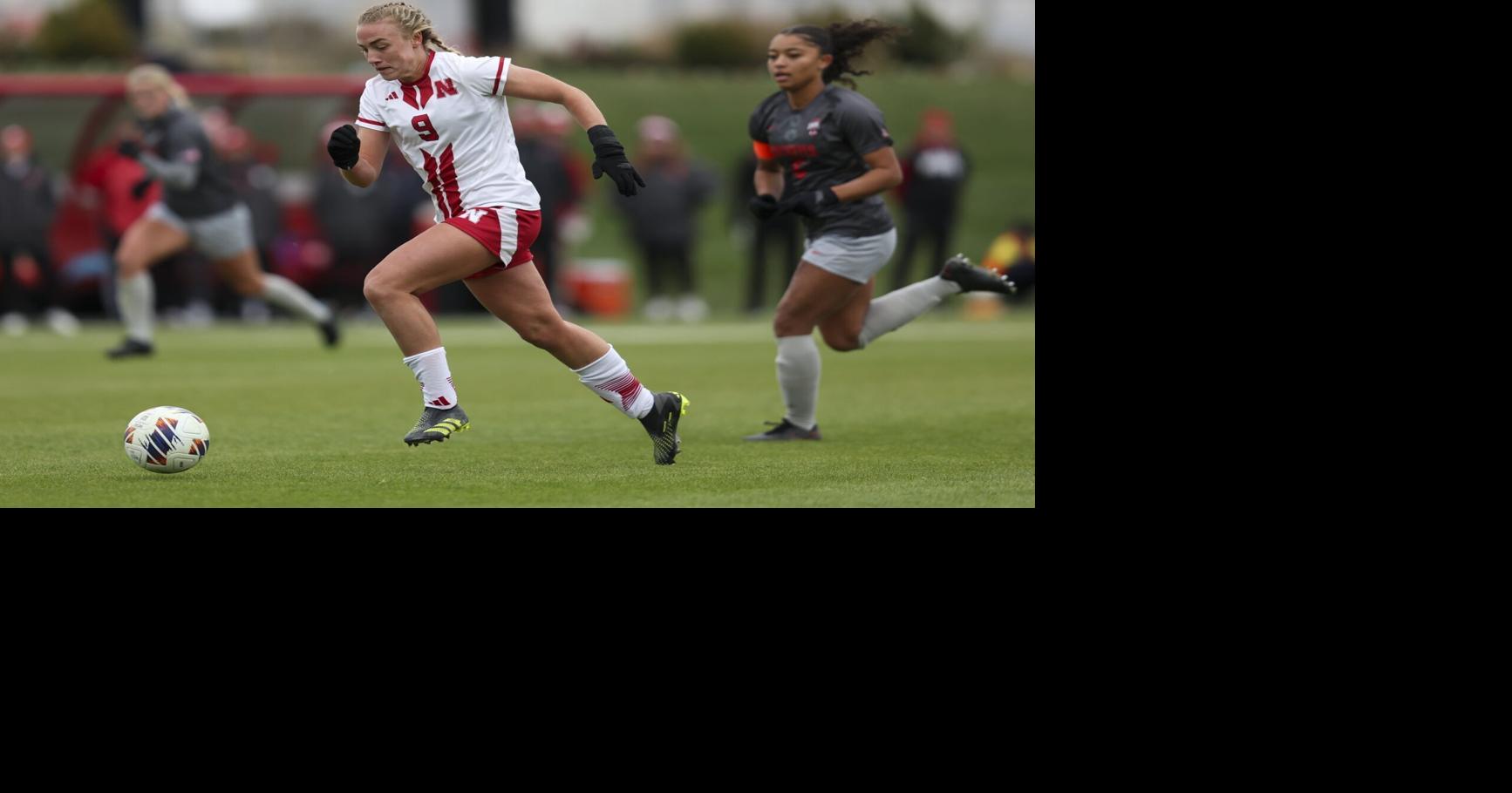 Nebraska's Eleanor Dale a finalist for top soccer award