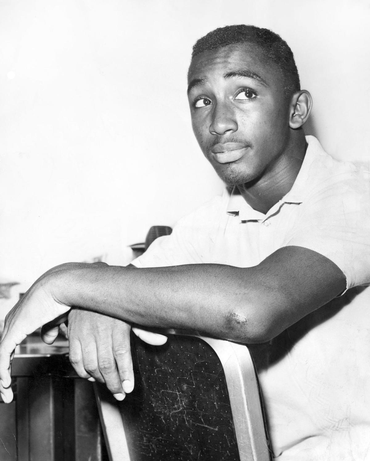 Chatelain: 50 years after winning the Heisman, Johnny Rodgers still ...