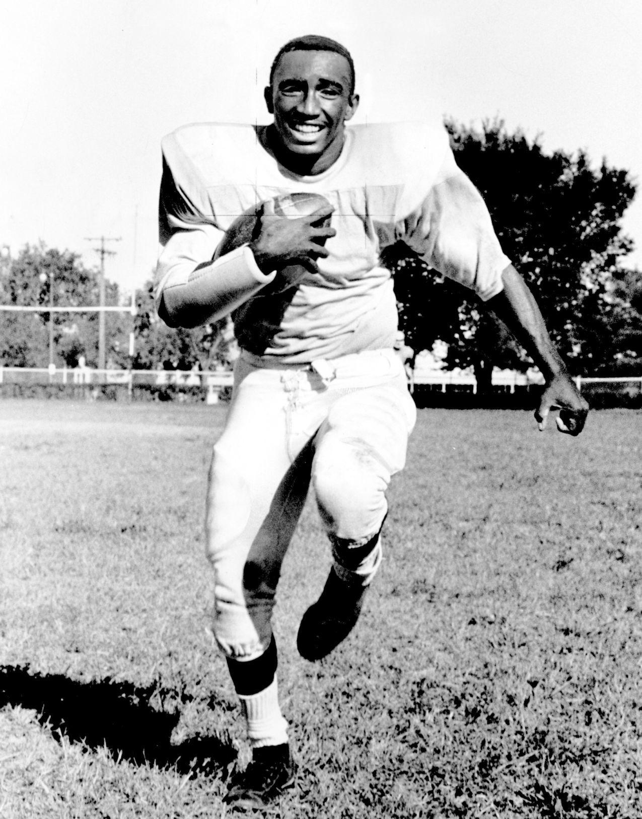 Chatelain: 50 years after winning the Heisman, Johnny Rodgers still ...