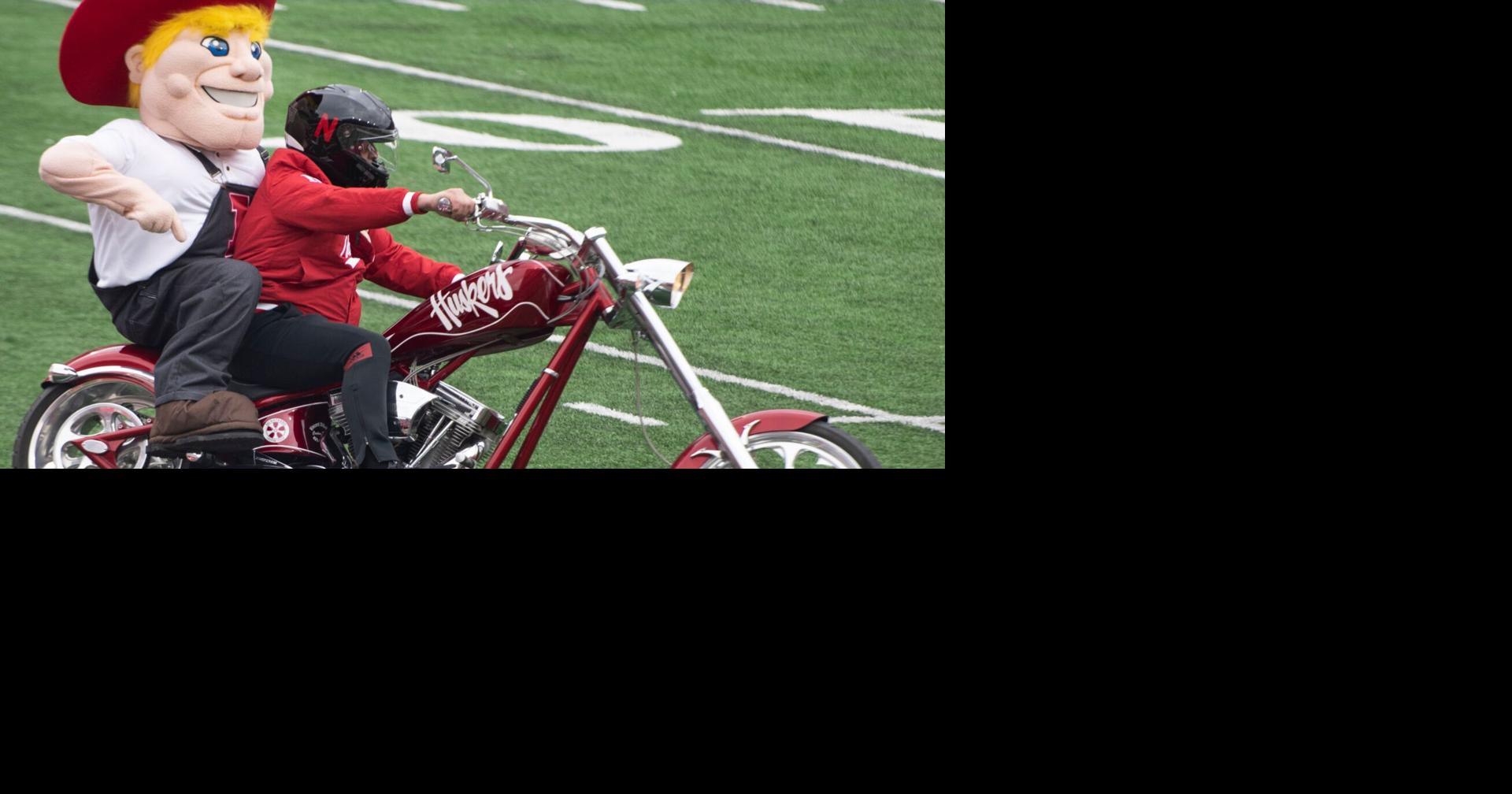 Shatel: NBC analyst Todd Blackledge predicts bowl game for Nebraska in 2023