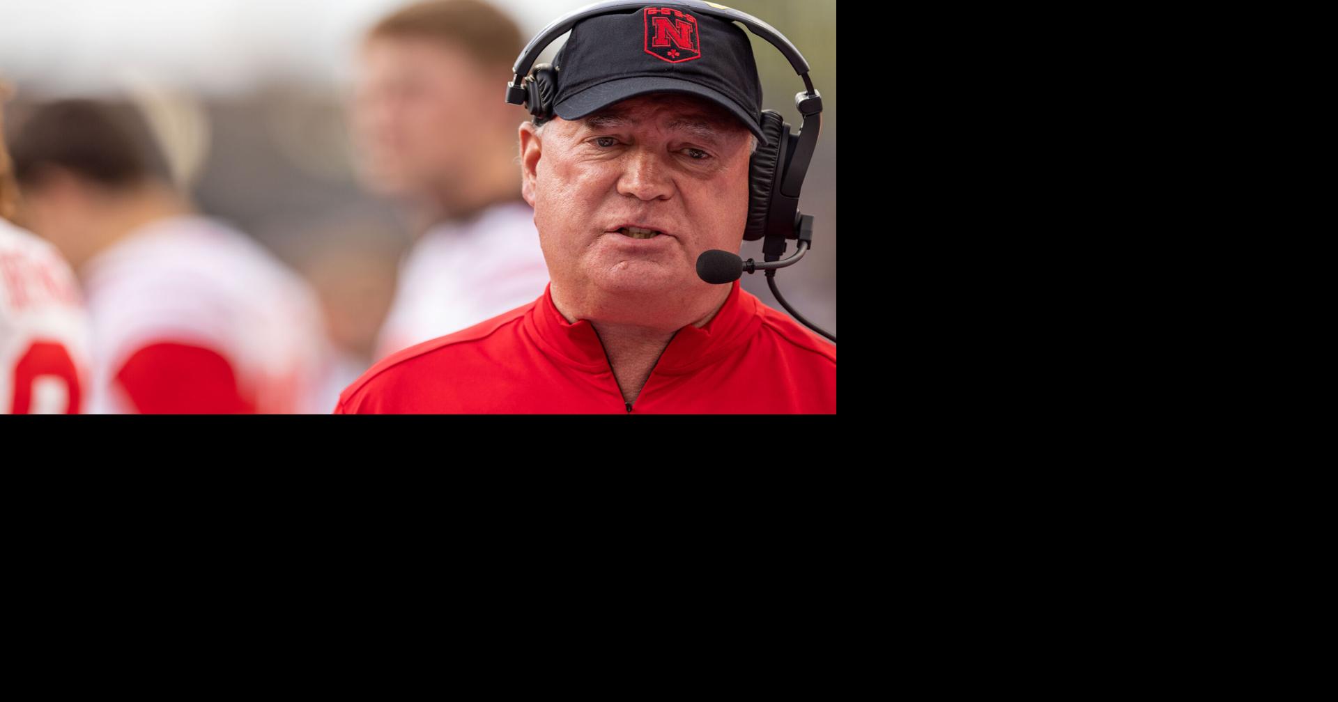 Practice report: Mark Whipple preaches calm amid the spotlight on ...