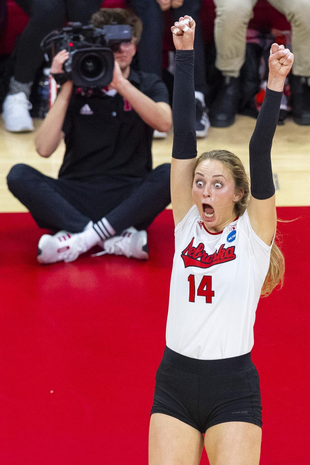 Former Nebraska players Keonilei Akana, Kayla Caffey talk return to ...