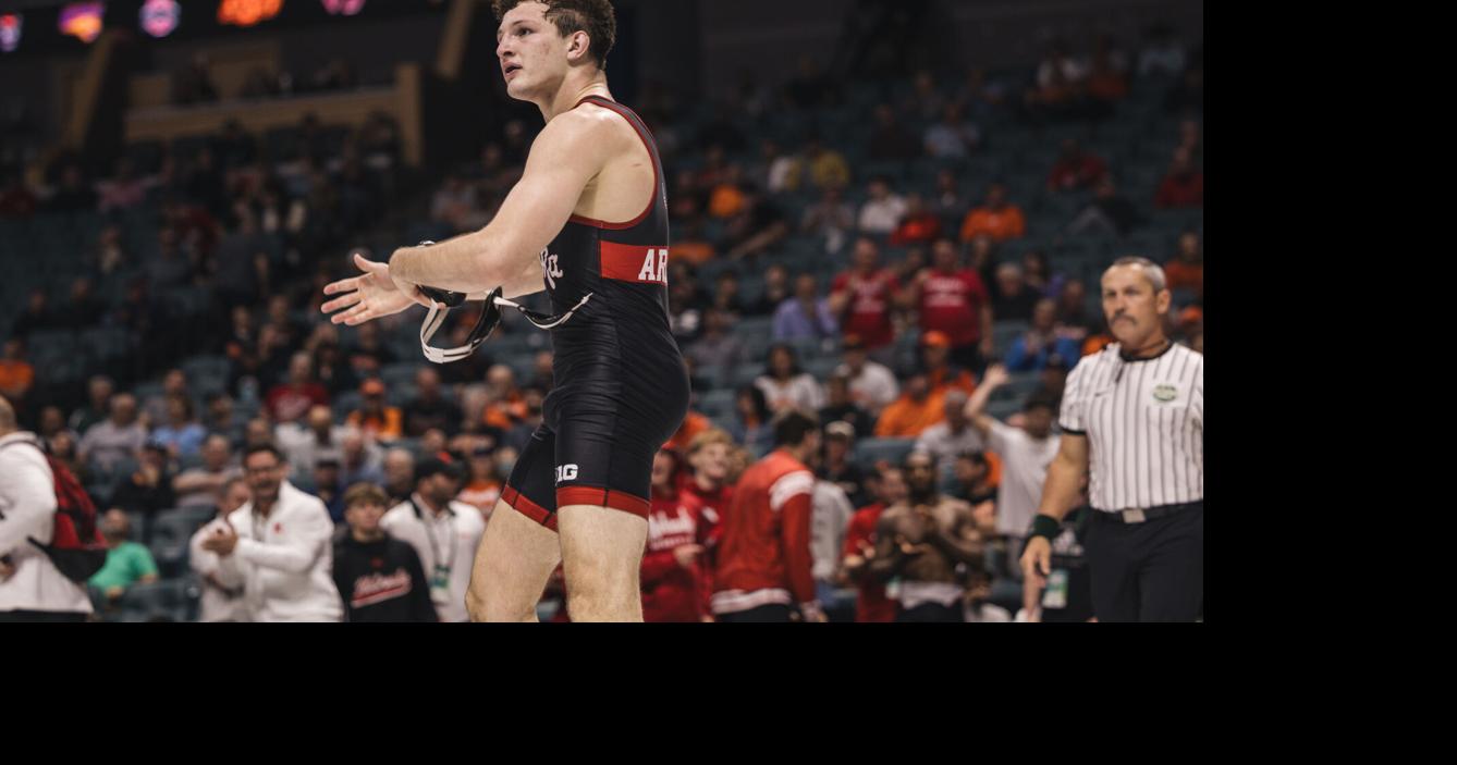 Nebraska wrestling advances to semifinals at National Duals Invitational