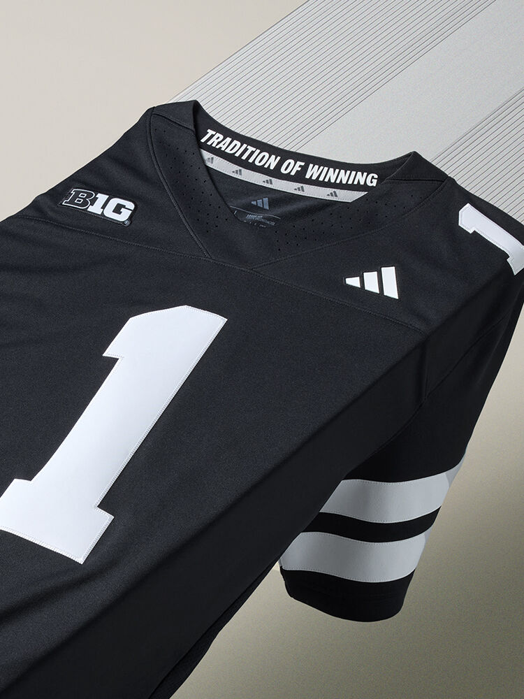 Check out Nebraska football's all-black alternate uniforms