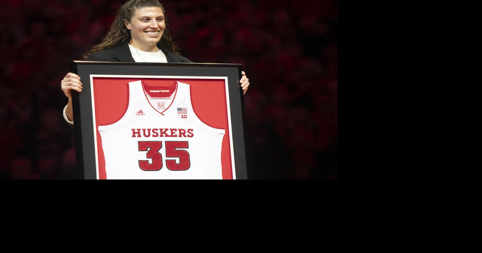 Just: Retiring Jordan Hooper's number a long time coming