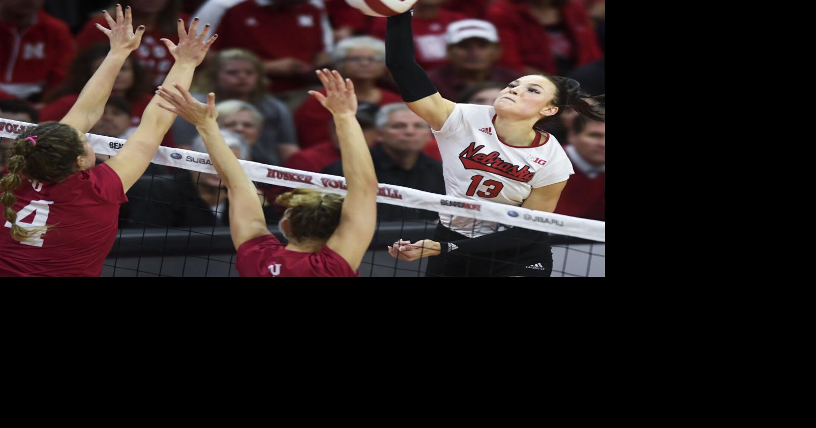 Whitney Lauenstein transfers to Texas volleyball