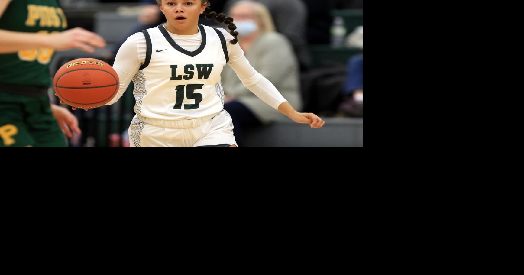 LSW's Kennadi Williams commits to Nebraska to play softball and basketball