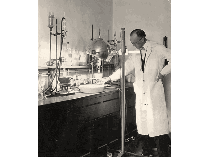 The Wisconsin Alumni Research Foundation (WARF) 100 year timeline ...