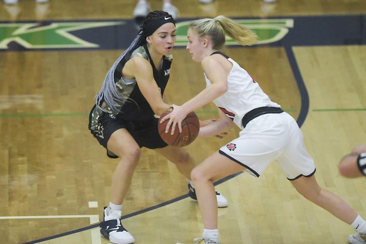 Mountain View’s Darian White used basketball to overcome personal ...