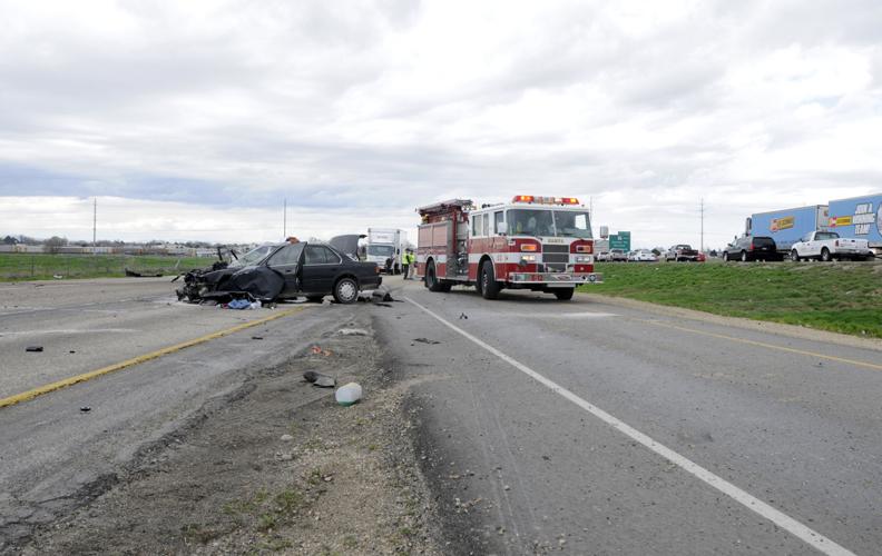 Head-on crash blocks eastbound I-84 | Members | idahopress.com