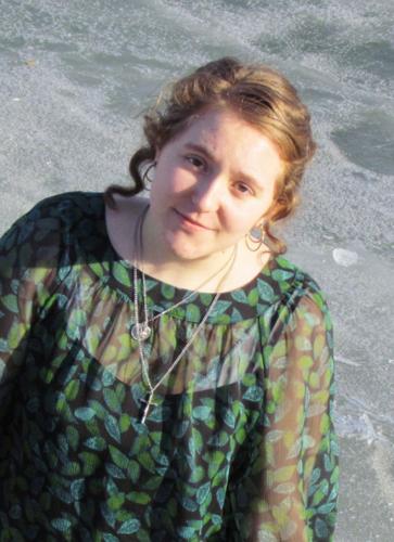 Vallivue High senior Hope DeCuir acts, writes to show truth | Local ...