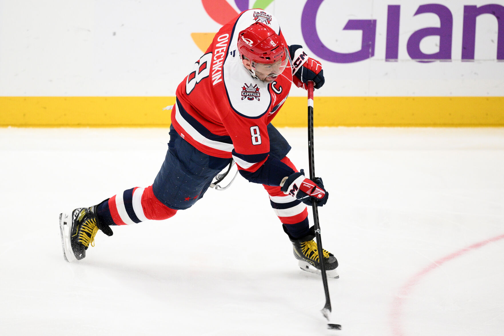 Hurricanes Capitals Hockey | National Sports | idahopress.com