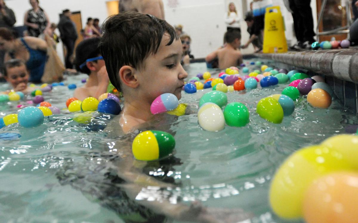 Swimming Pool Easter Egg Hunt | Photos | idahopress.com