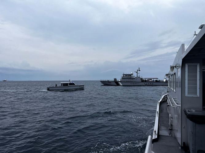 A Maldivian military diver dies while searching for the bodies of 4 ...