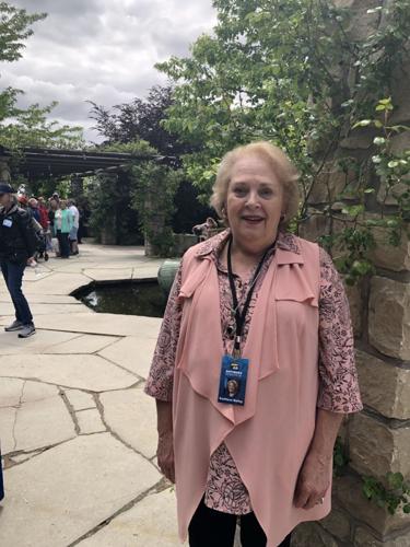 Traveling experts are Antiques Roadshow 'Ace in the Hole' for EP Marsha ...