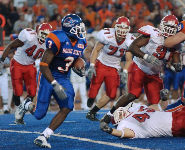 Where are they now: Former running back David Mikell training young ...