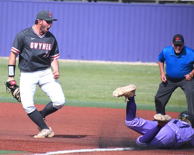 Three-peat: Owyhee wins state title in Russ Wright's final game | Local ...