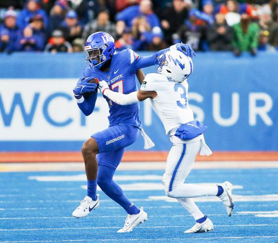 Boise State does its part in Mountain West chase with 27-19 win against Air Force | Boise State ...