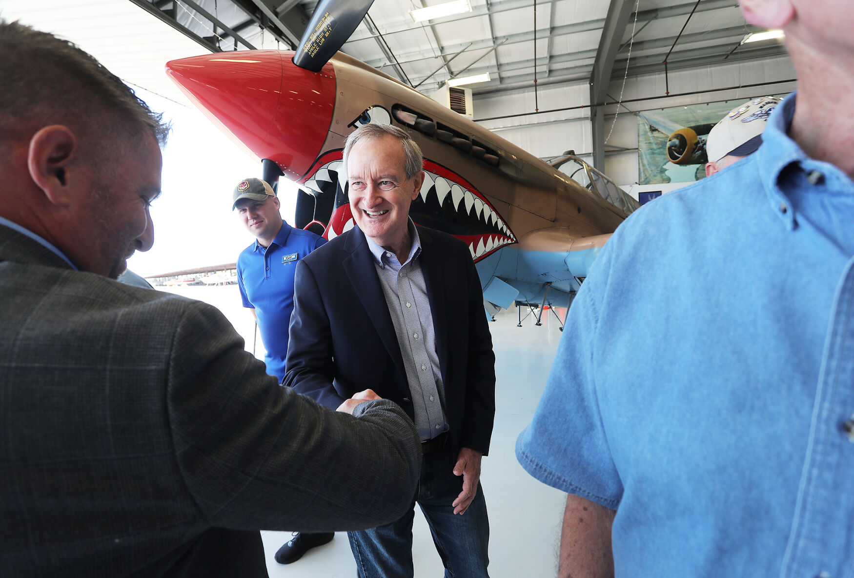 Sen. Mike Crapo honors volunteers at Warhawk Air Museum | Local News ...