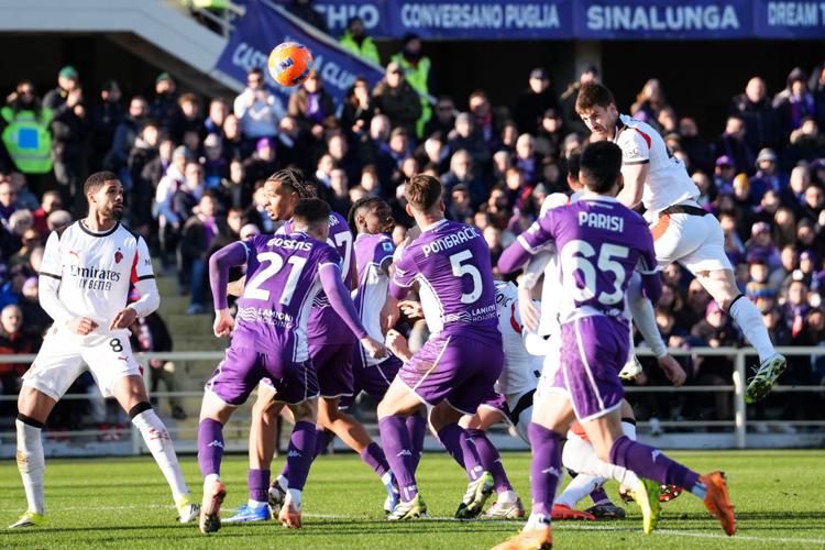 Inter-Napoli draw leaves Serie A title race open. AC Milan extends ...