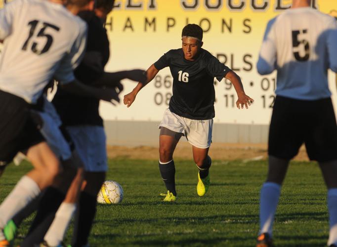 Skyview Vs. Bishop Kelly Boys Soccer | Photos | idahopress.com