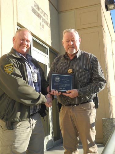 Officer honored for 30 years | Local News | idahopress.com