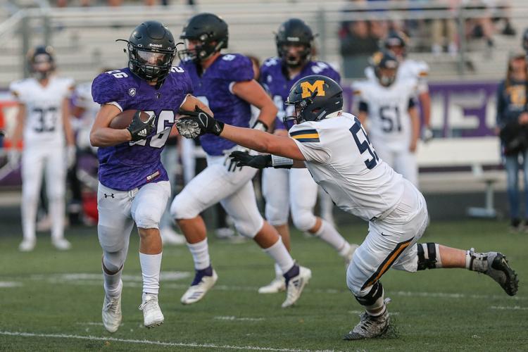 Middleton football team cruises, remains unbeaten in 52-14 win over ...
