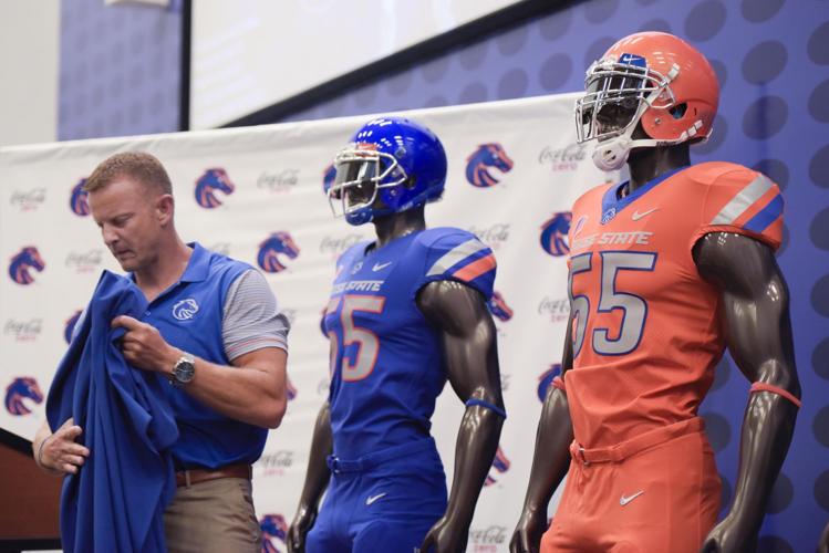 Boise State Reveals New Football Uniforms | Blue Turf Sports ...