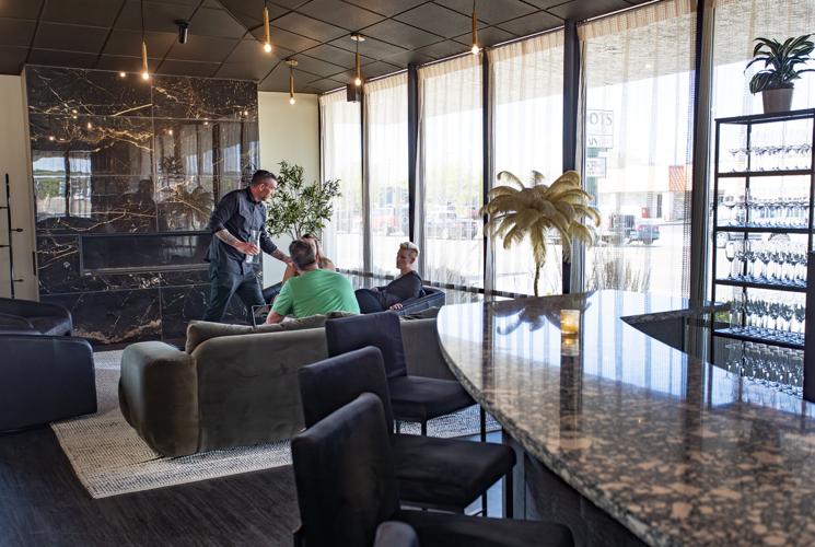 Connection on the basis of wine at Parcero Wine Bar | | idahopress.com