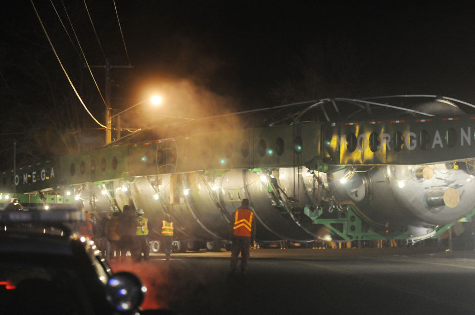 Megaload turns through Marsing | Photos | idahopress.com