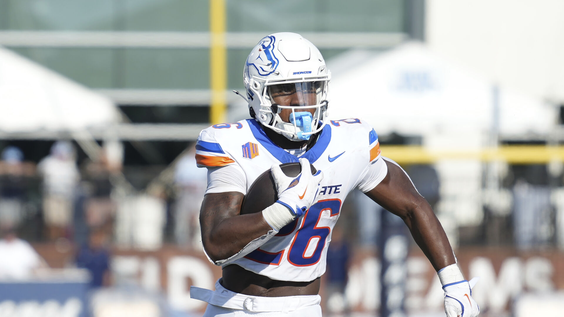 After missing start of fall camp, Sire Gaines finally back on the field for Boise State | Boise ...