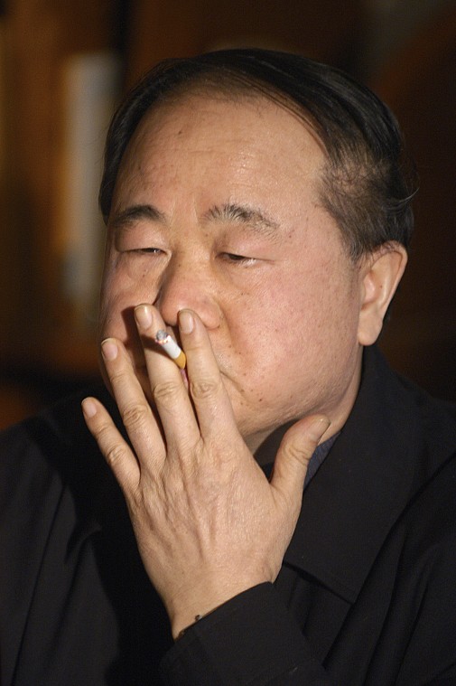Chinese writer Mo Yan wins Nobel literature prize | World News ...