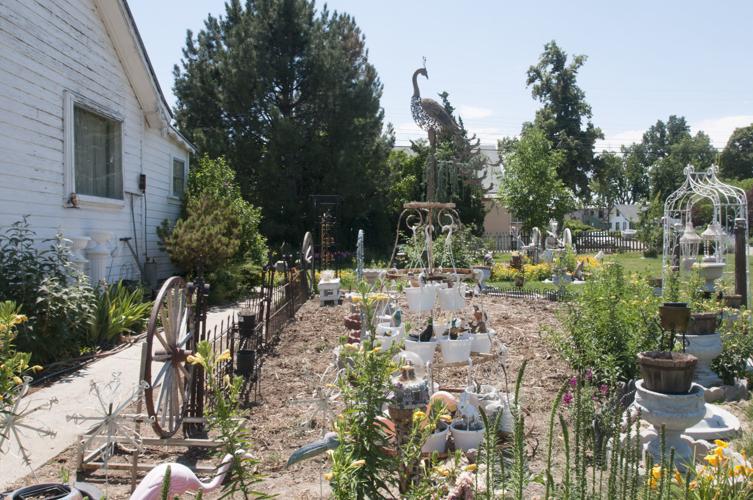 89-year-old Meridian man builds collection of almost 1,800 Nativity ...