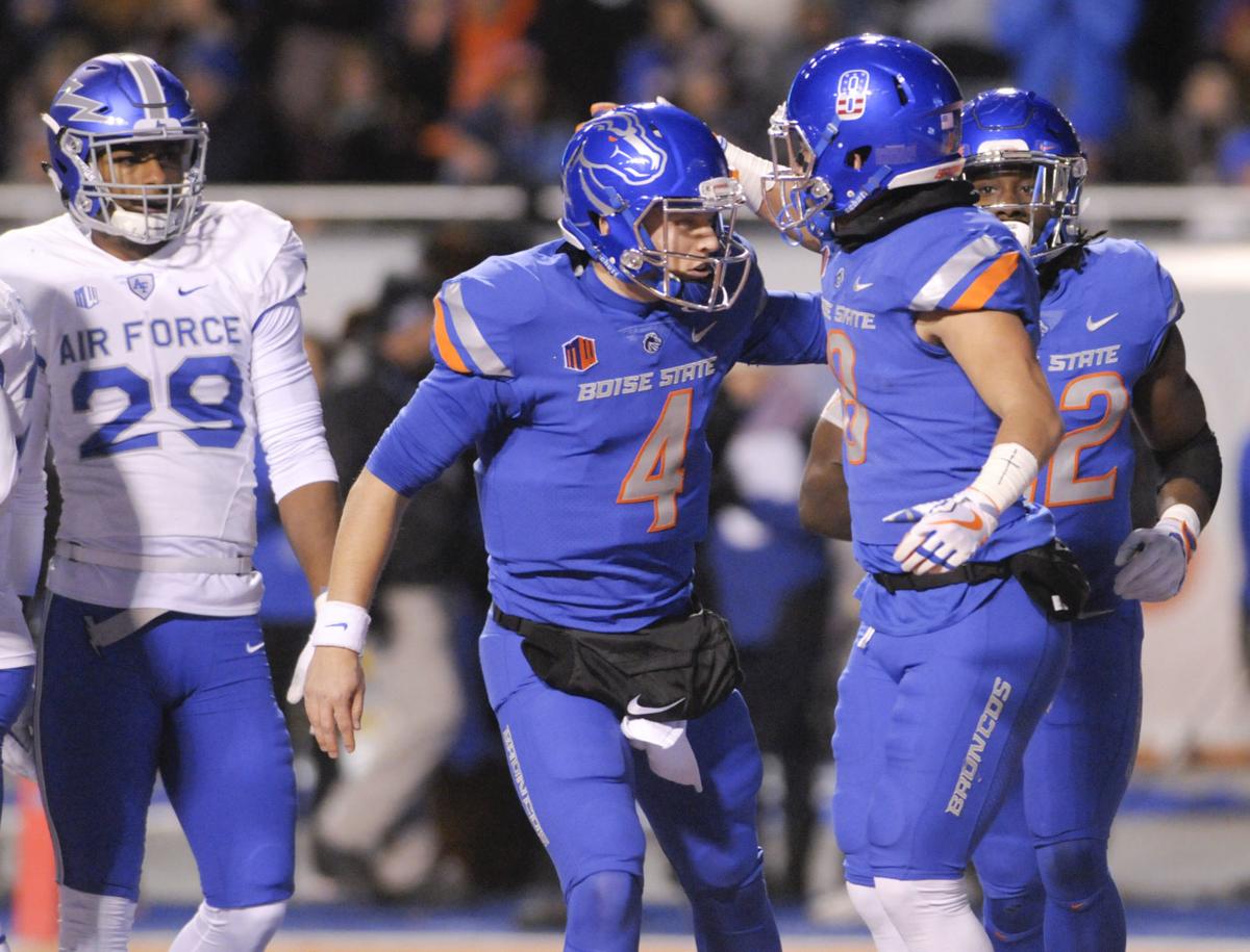 Boise State clinches Mountain Division, ends losing streak to Air Force ...