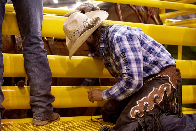 Defending world champion Sundell falls in Snake River Stampede | Sports ...