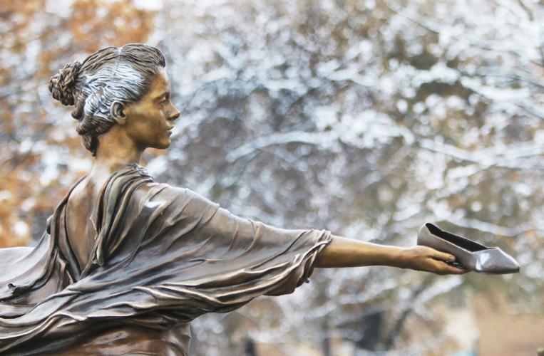 'Spirit of Idaho Women': New Idaho State Capitol sculpture honors women ...