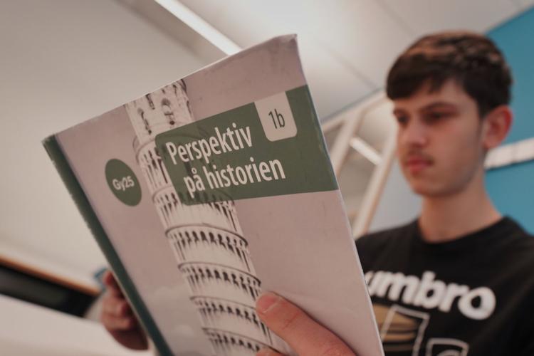 Sweden set to ban mobile phones in schools, joining trend of shelving ...