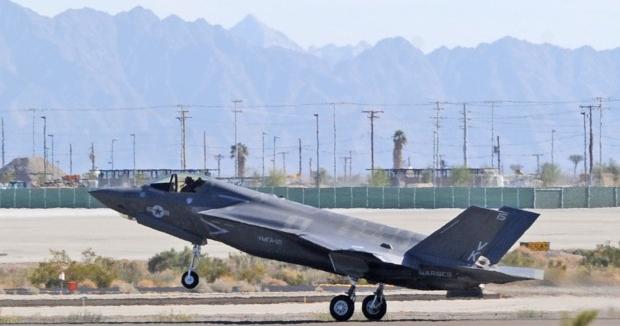 McCain welcomes new fighter jet squadron | National News | idahopress.com