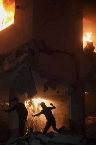See the world in vertical: Top photos by AP photojournalists | Us ...