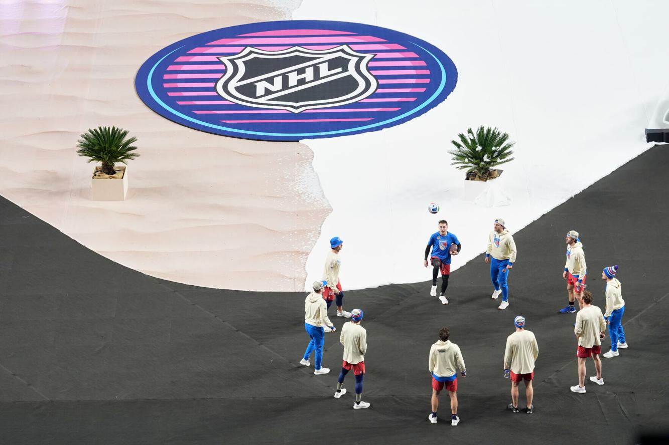 NHL Winter Classic Hockey | National Sports | idahopress.com