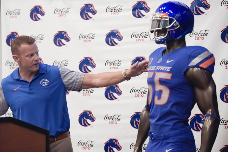 Boise State Reveals New Football Uniforms | Blue Turf Sports ...