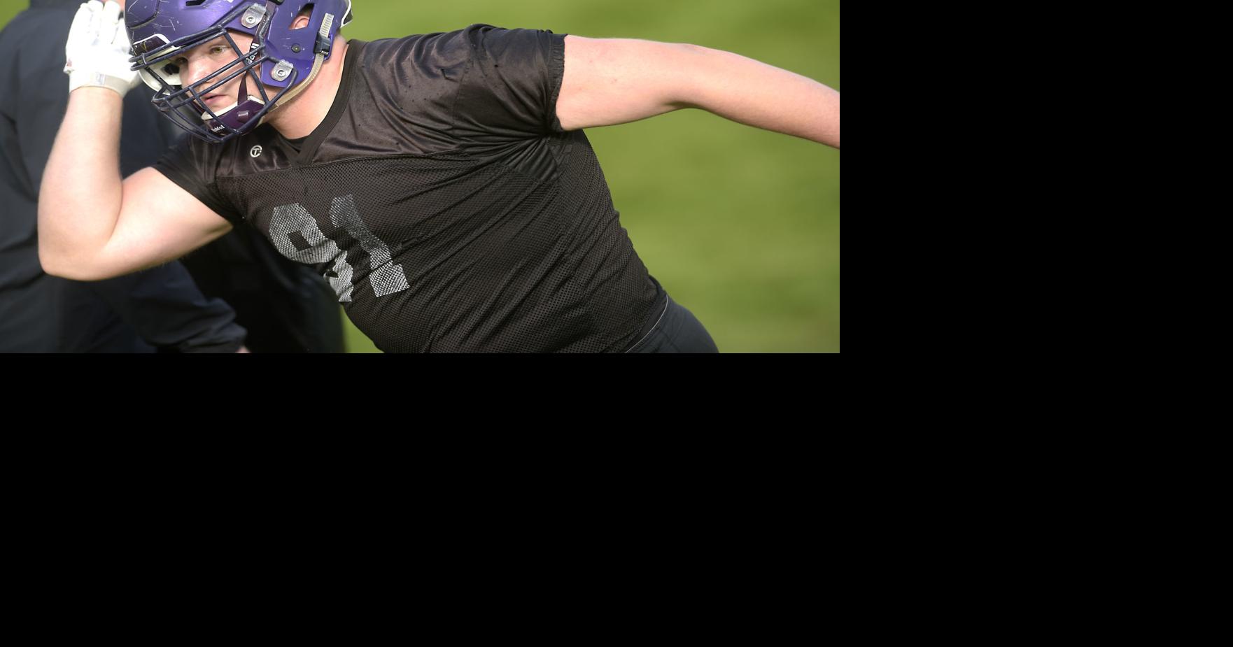 Zach White 'anchor' of defensive line for College of Idaho football ...