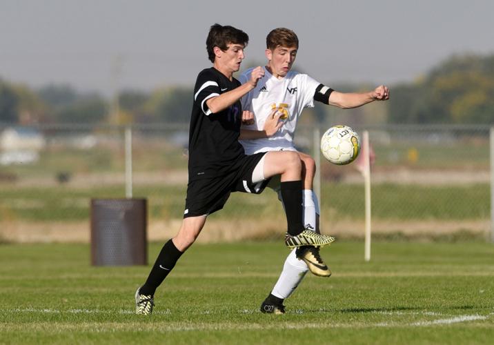 Vallivue loses to Rocky Mountain 3-0 in 5A District III Boys Soccer ...