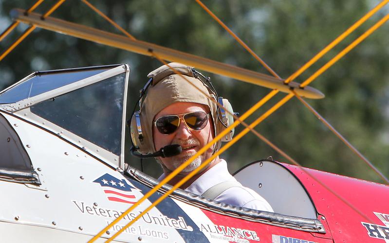 'It's magic': Veterans take to the sky with Dream Flights | Local News ...