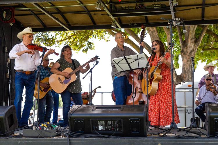 Yee-haw, it's fiddlin' time! | Life | idahopress.com