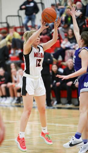 Melba's dynamic duo carries Mustangs to win over Cole Valley Christian ...